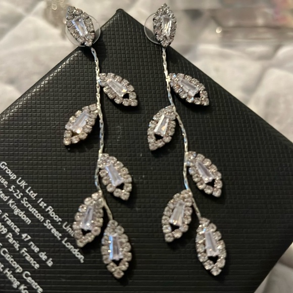 Jewelry | Crystal Silver Dangle Rhinestone Earrings | Poshmark